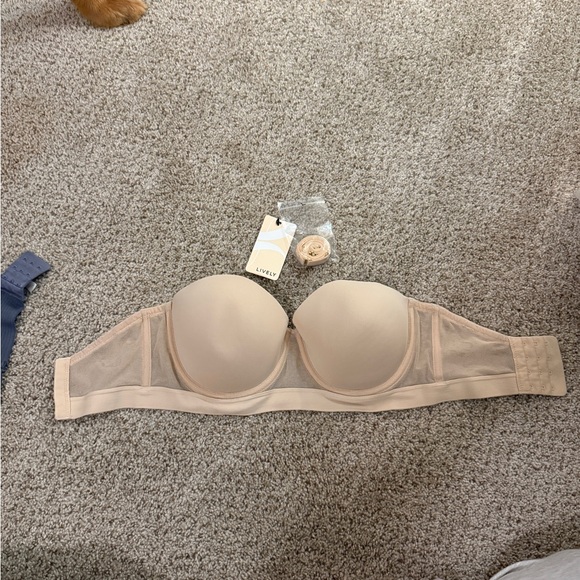 Lively | Intimates & Sleepwear | Lively Strapless Bra In Cream | Poshmark
